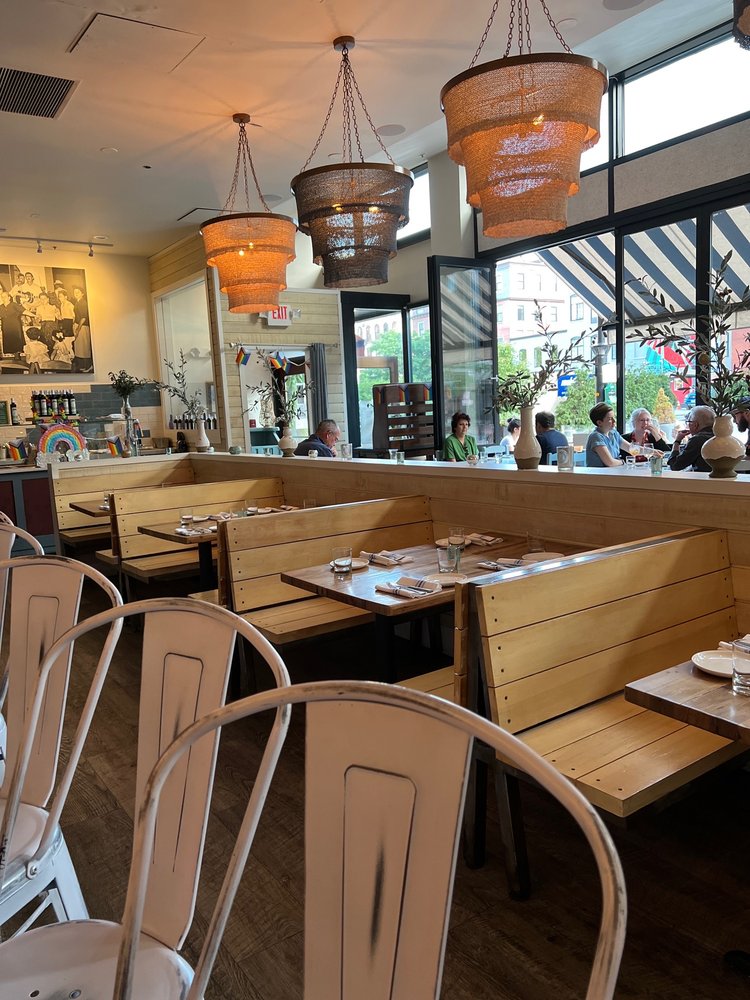 Best Restaurants Near Brown University | Leverage Edu